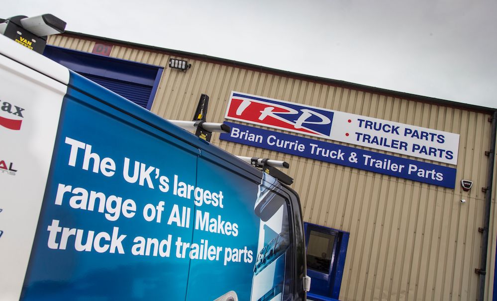 DAF Dealer Brian Currie opens doors to new TRP shop | Commercial ...