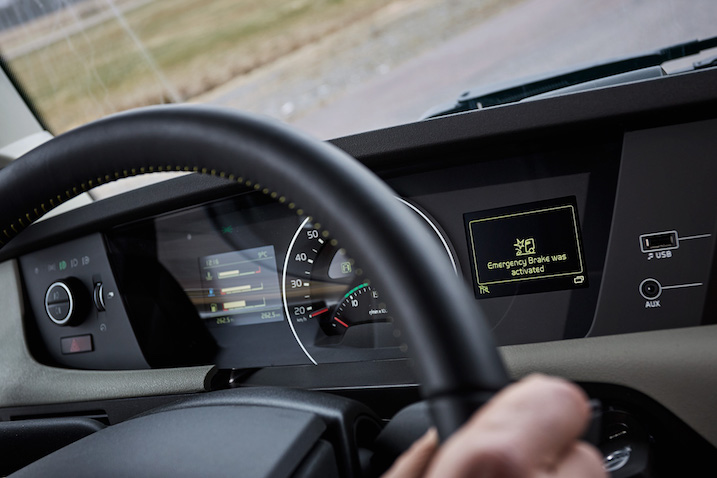 Intelligent safety systems to minimise risk of traffic accidents ...