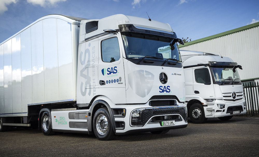 Watt a service! SAS Tech Services goes electric as it adds first eActros 600 to its 100% ...