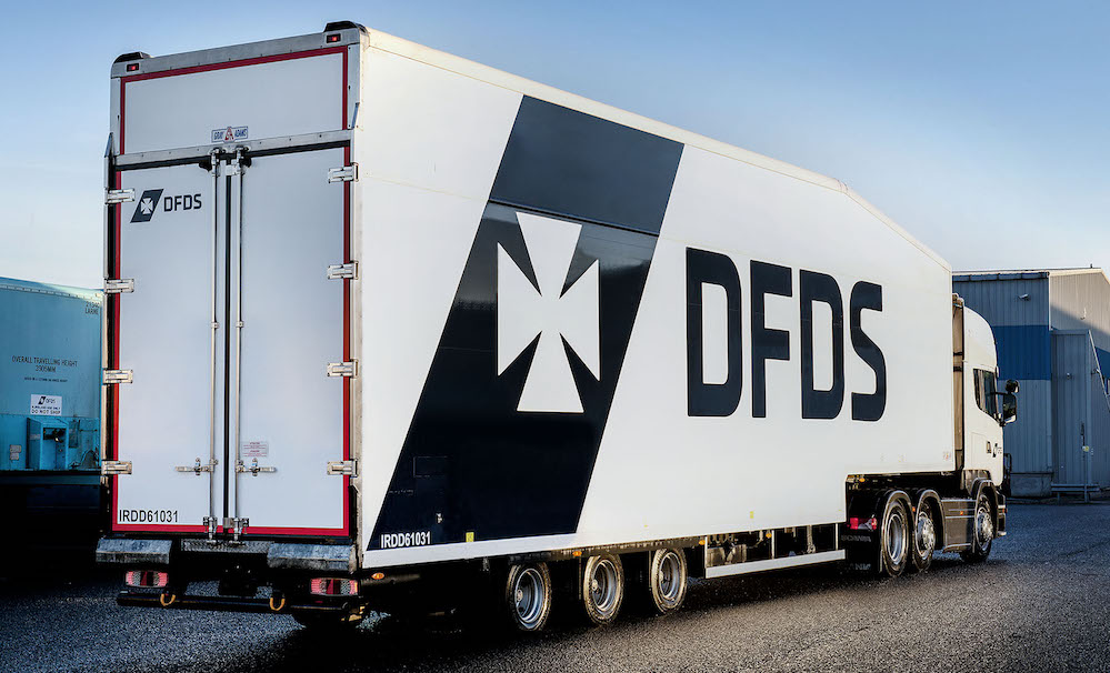 DFDS cuts road miles with first 44-pallet Gray & Adams trailers ...