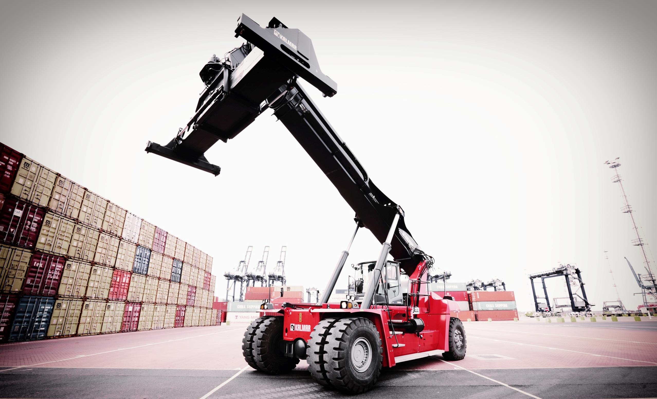 Kalmar to deliver four reachstackers with the new-generation K-Motion ...