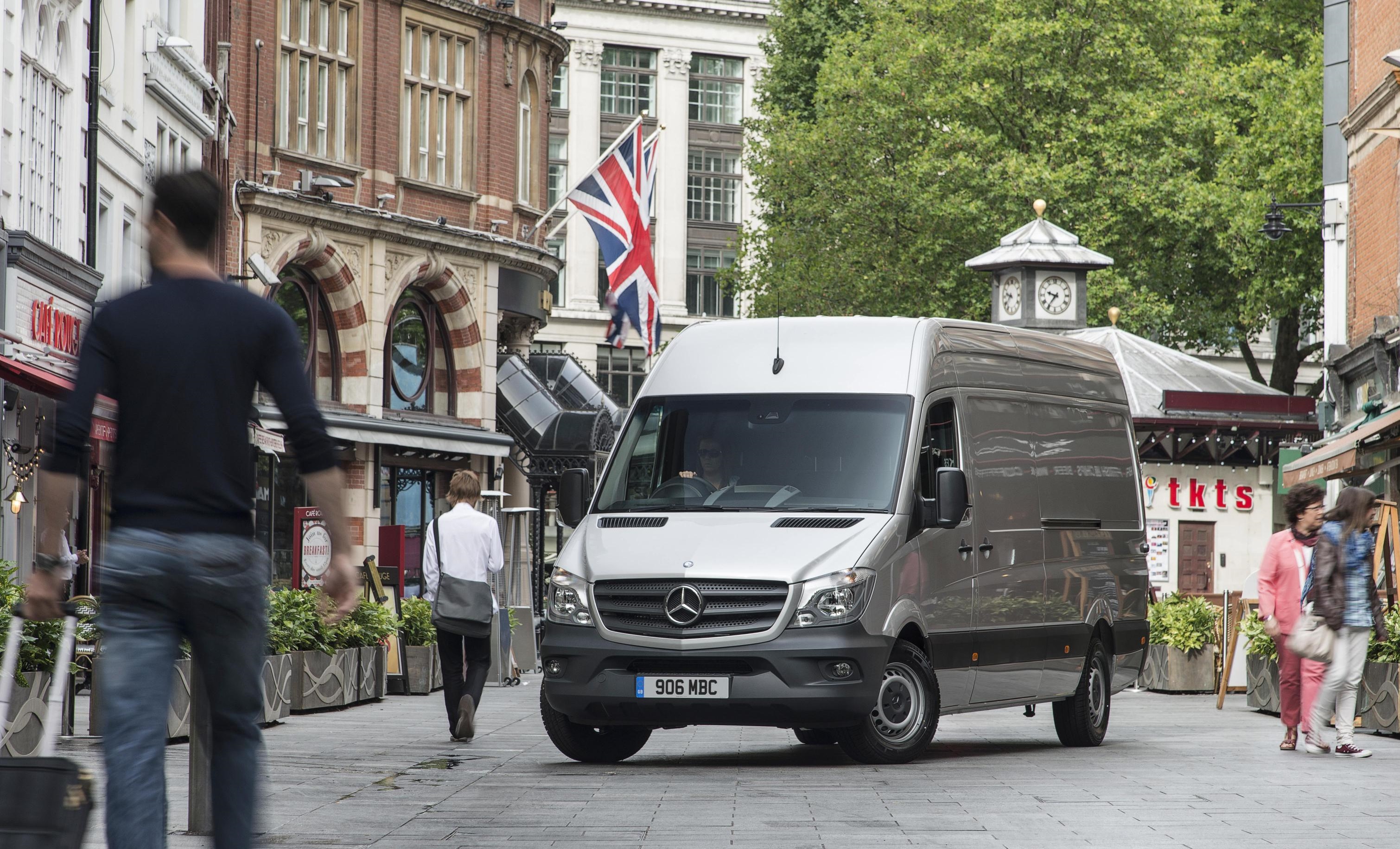 “Amazing” Sprinter nets a 20th birthday awards hat-trick | Vans UK Haulier