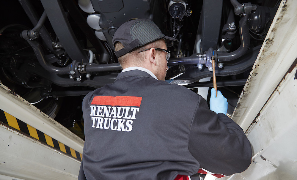 Renault Trucks UK Service Teams take on the world | Commercial Dealers ...
