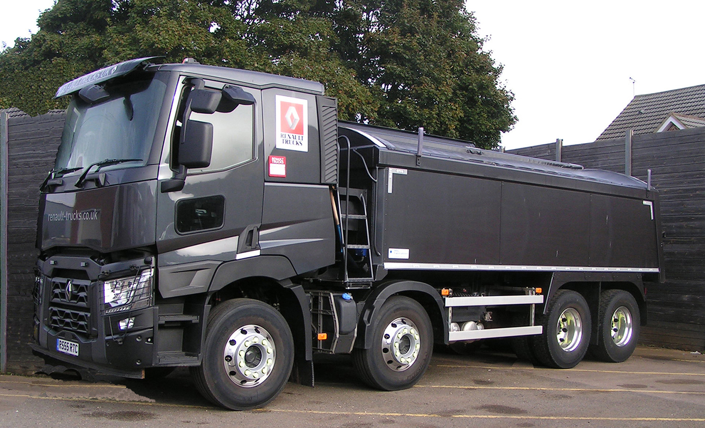 Renault Trucks’ debut at ‘Freight in the City’ presents robust ...