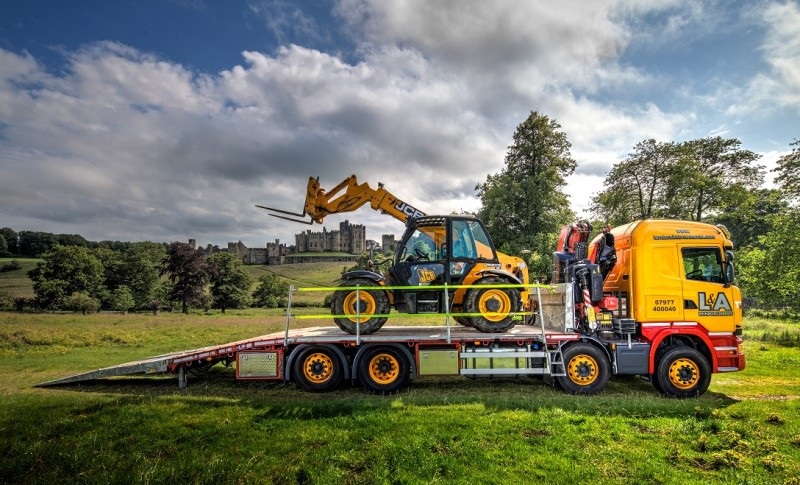 Stunning Sterling body for L&A Reinforcements | Trucks UK Haulier