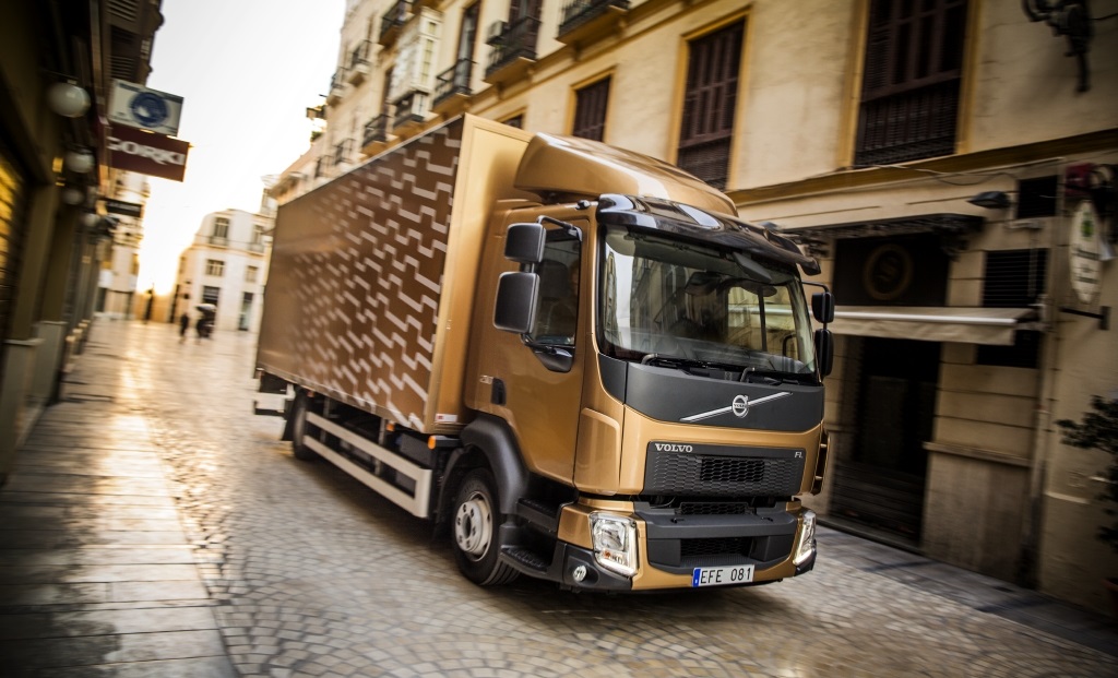 Volvo Trucks certify all engines for the diesel HVO | Trucks UK Haulier